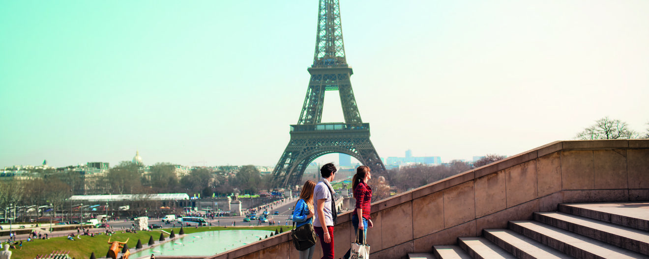 Paris tours, attractions, walking, bike, free walking tour in Travelviajero